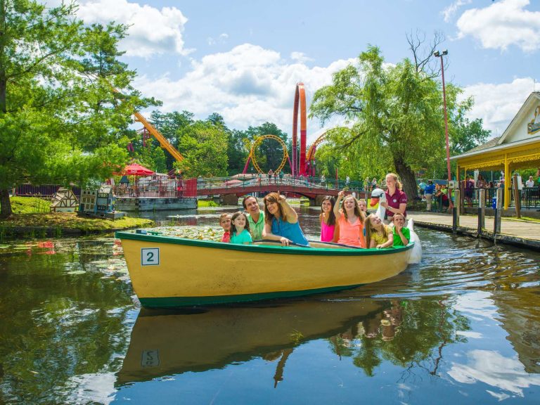 Stay N Play | Great Escape Lodge Theme Park Package